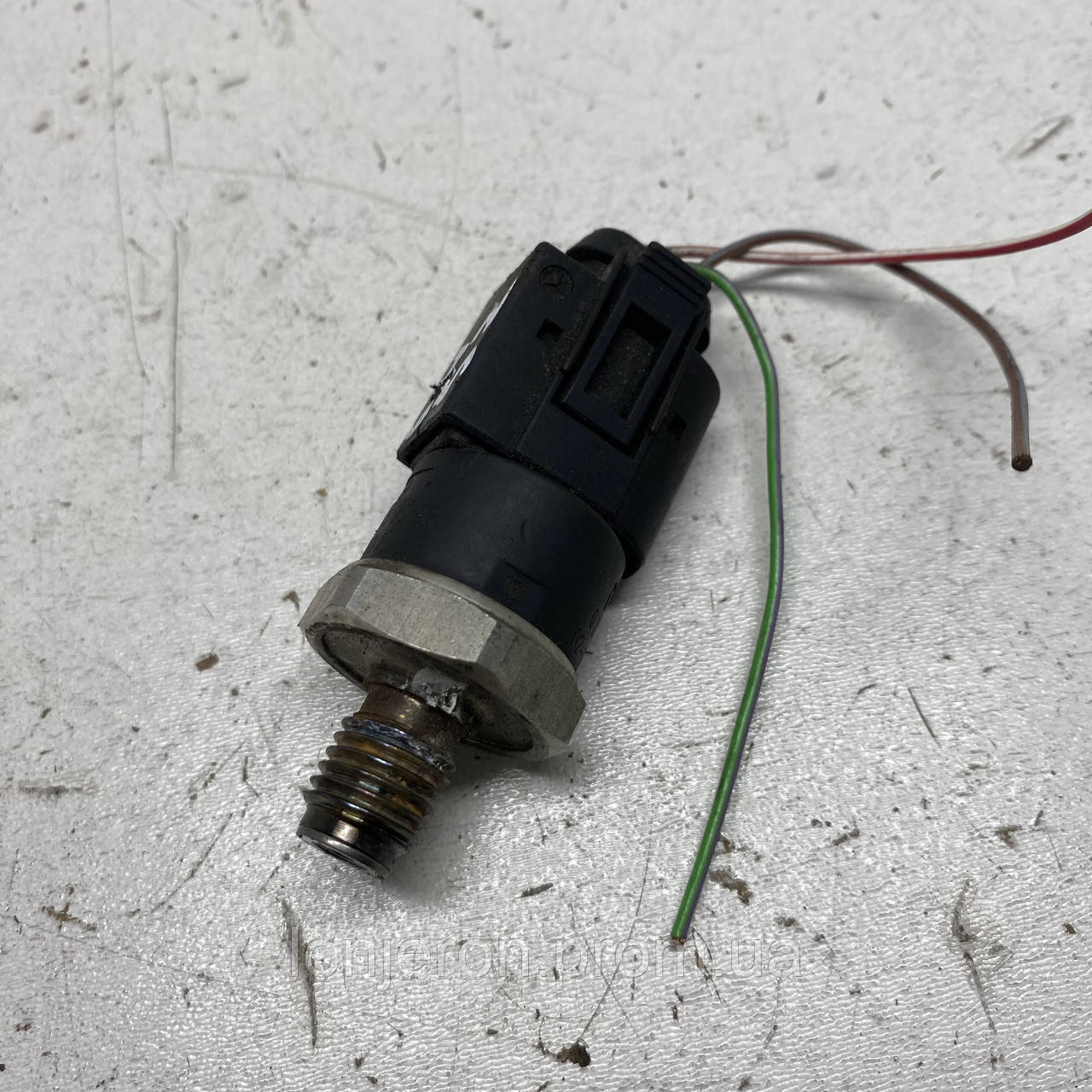 A0041537528 датчик давления топлива в рейке Mercedes w210 w203 Vito ...