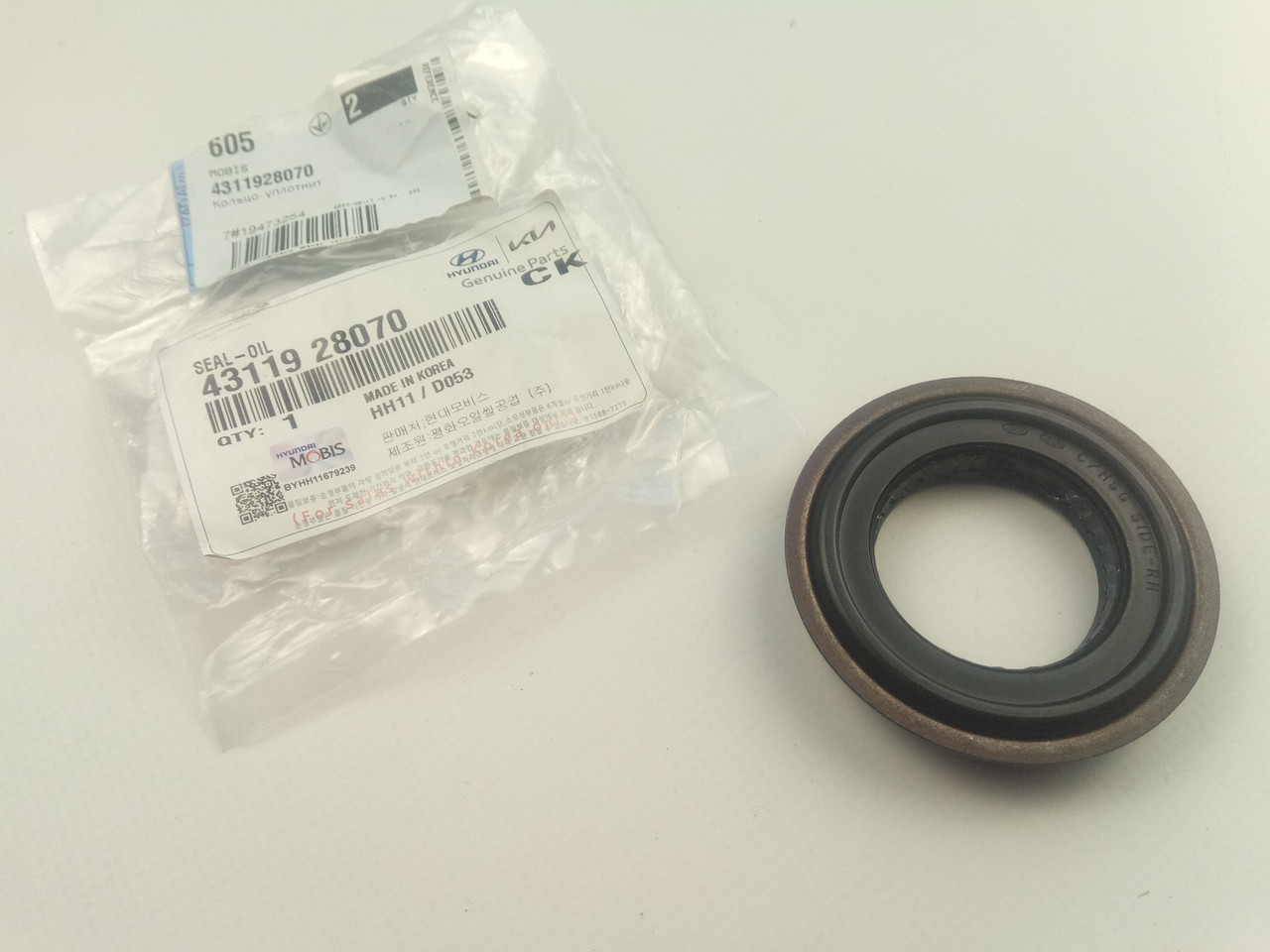 Купить Сальник полуоси Hyundai/KIA, MOBIS (4311928070) правый (43119 ...