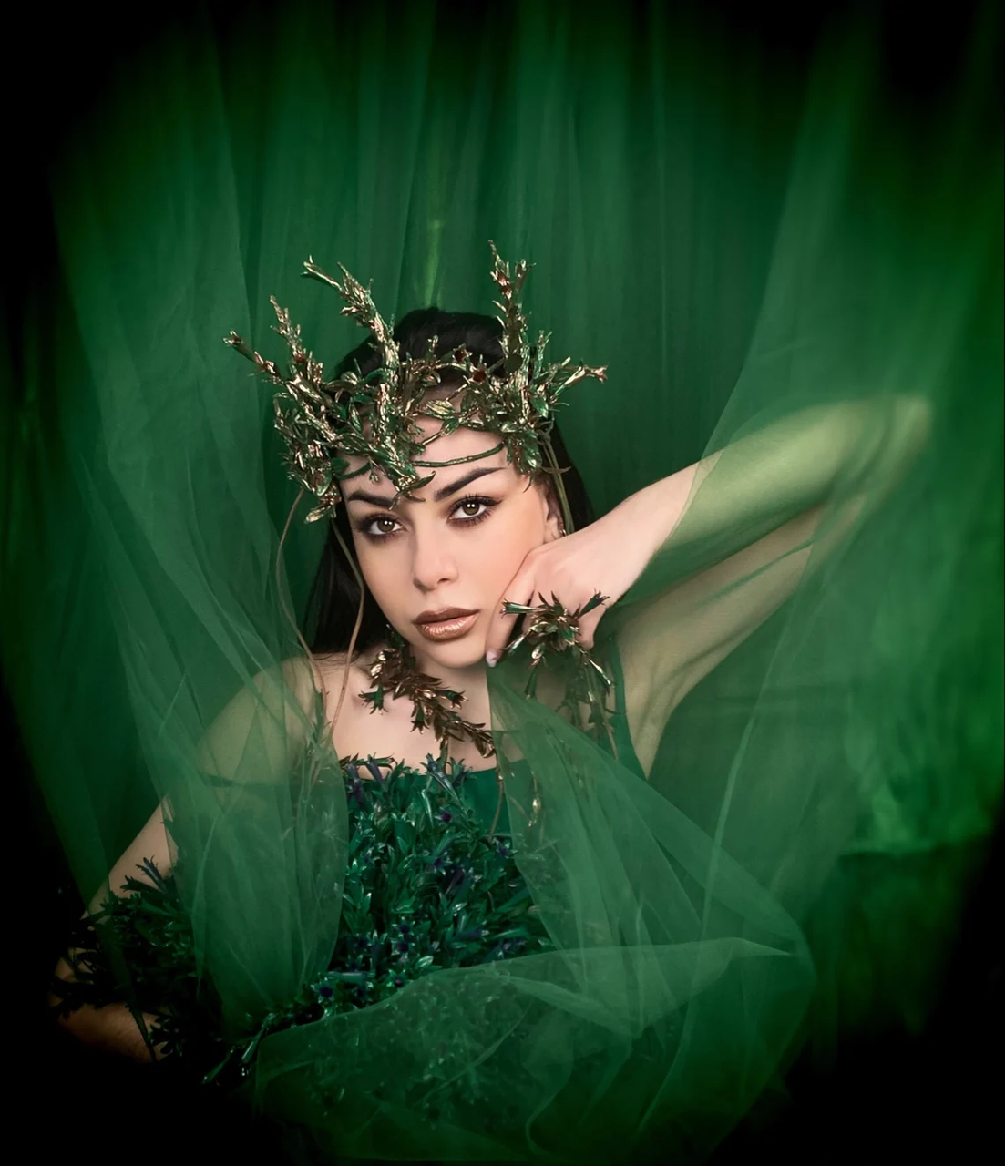 Купити Вінок Queen Flora, ціна 1295 ₴ - Prom.ua (ID# 1886314278)