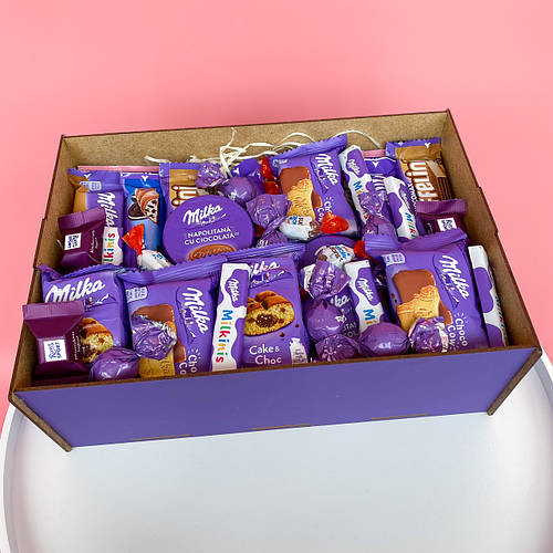 Подарочный бокс "Набор Milka" для девушки в деревянной коробке со ...