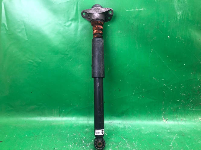 Купить Амортизатор Volkswagen Passat B7 11-15 СЕДАН 2.5 2014 задн. (б/у ...