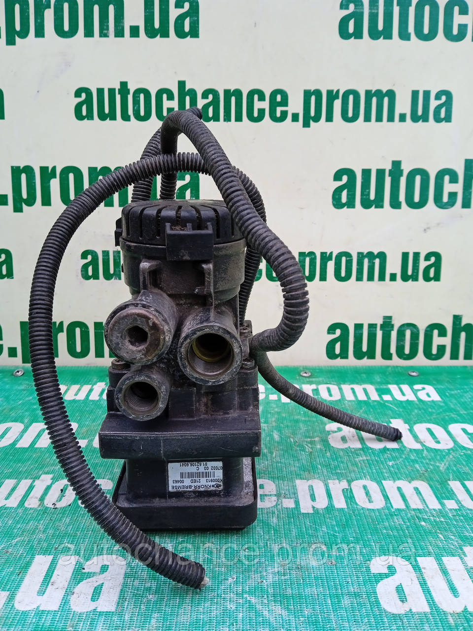 Кран EBS передней оси MAN TGA TGX KNORR-BREMSE K000913.81521066041. ...