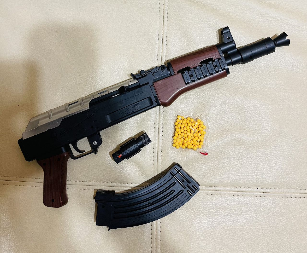 Купити Автомат Калашніков, 46 см, на кульках, з лазерним прицілом, ціна ...