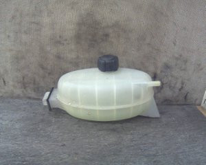 Бачок расширительный OPEL Vivaro 00-14 (ОПЕЛЬ ВИВАРО) 7701206774