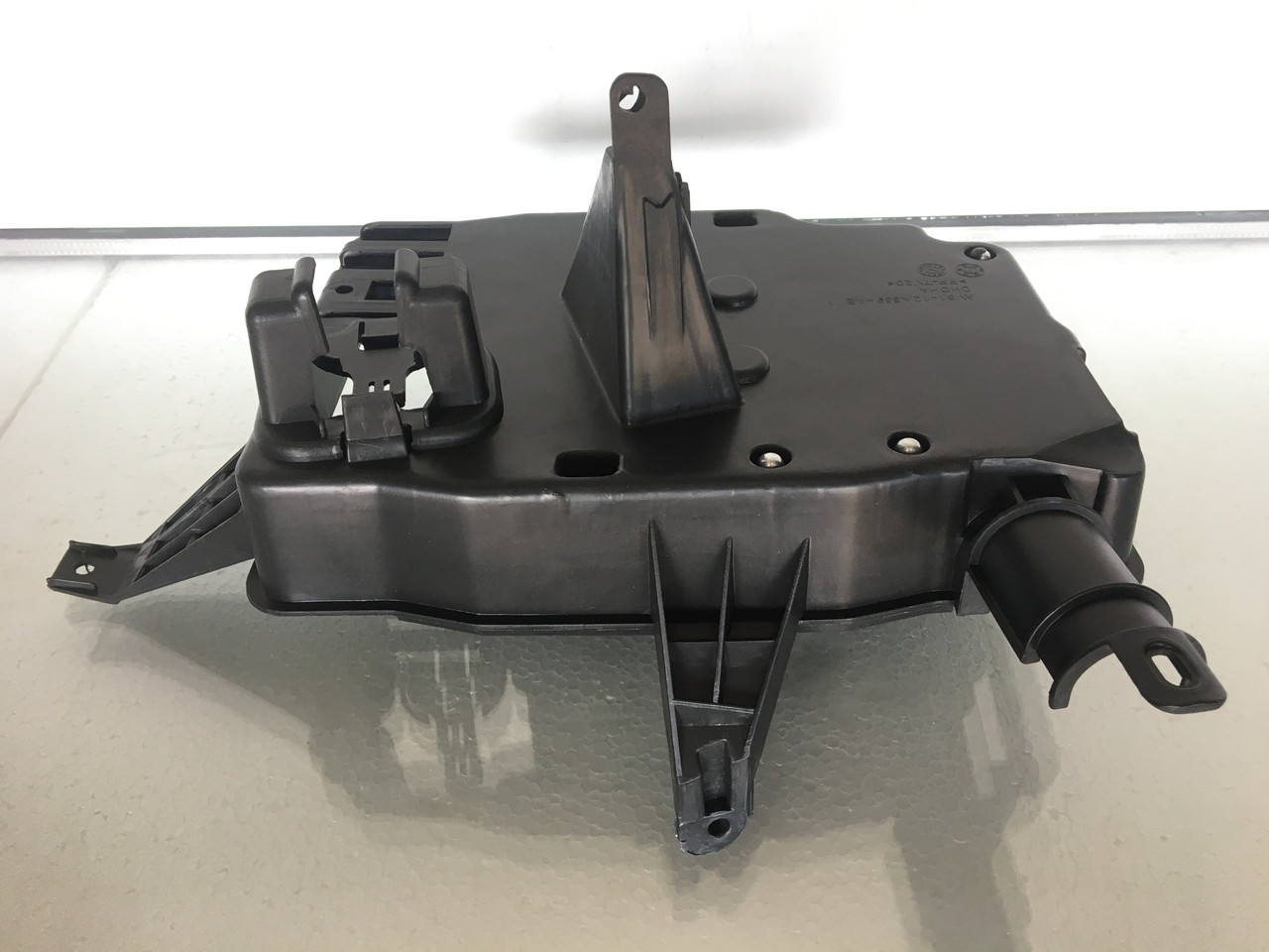 Корпус блока ECU Ford Escape MK3 13-16 1.6Т 2.0T AV61-12A659-AE (ID ...