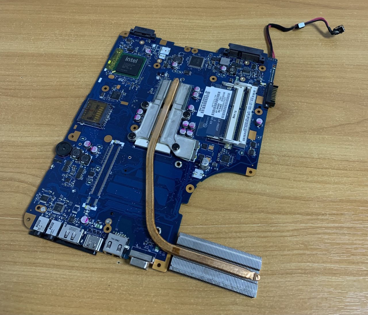 Купити Б/У Материнська плата Toshiba L500, L505, L550, GL40, Intel UMA ...