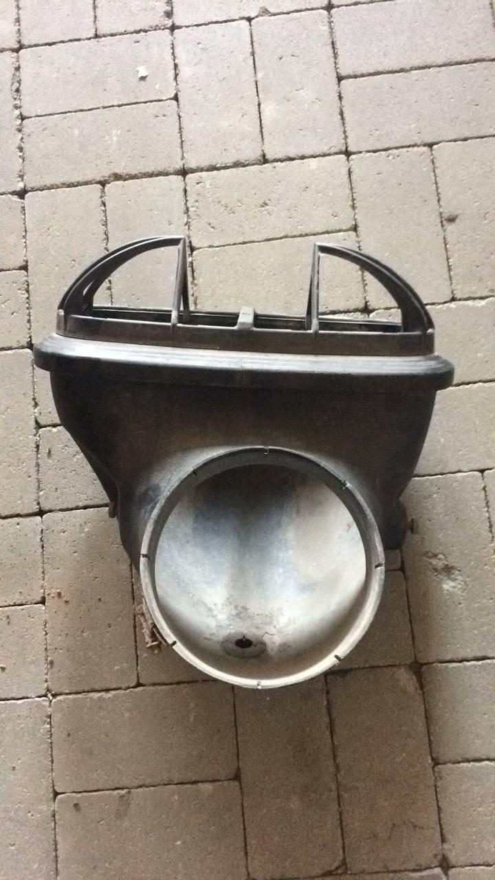 Купити Коліно патрубка повітряного фільтра б/в DAF XF 106 (1899666 ...