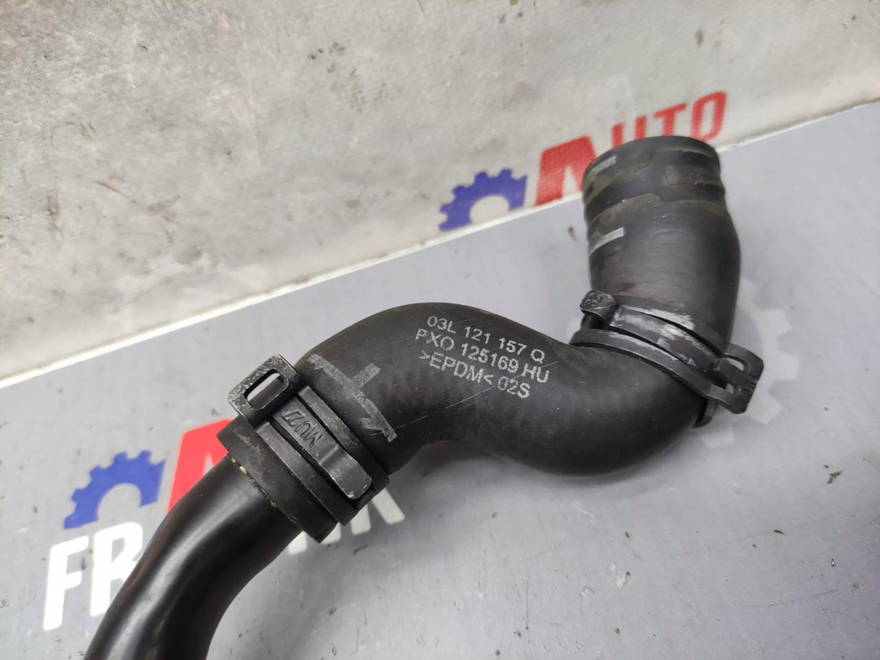 Купить Трубка воды/ системы охлаждения 03L122157N для Audi/ Seat/ Skoda ...