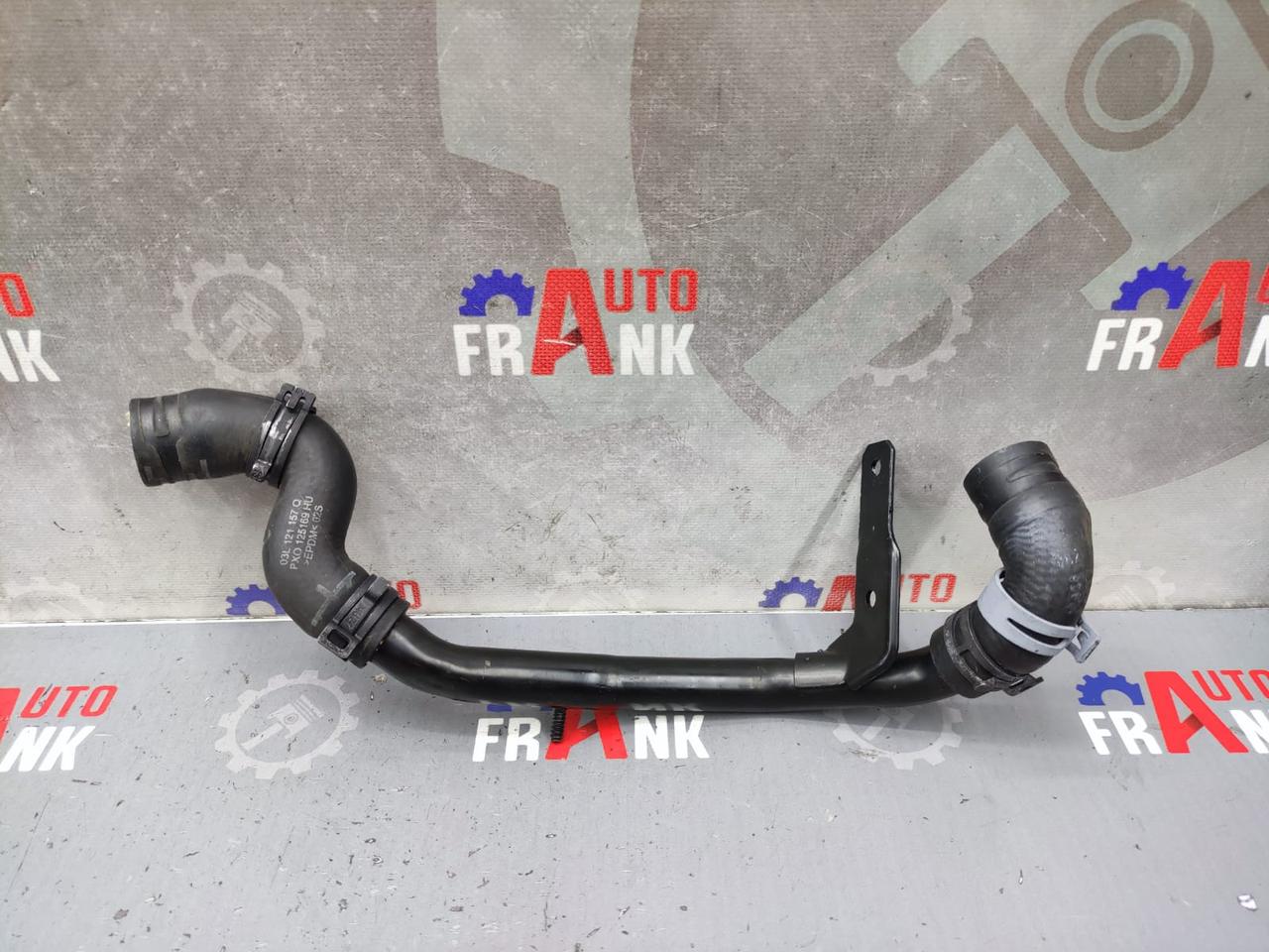 Купить Трубка воды/ системы охлаждения 03L122157N для Audi/ Seat/ Skoda ...