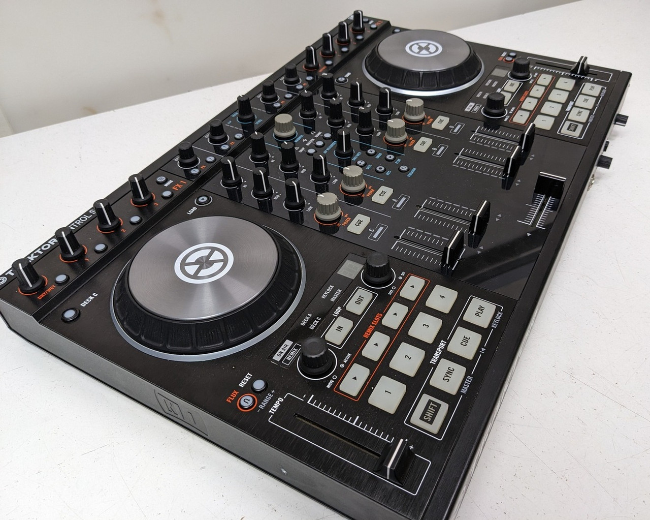 Купити DJ-контролер Native Instruments TRAKTOR Kontrol S4 MK2, ціна ...