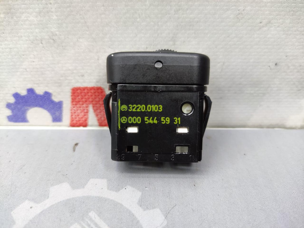 Купить Кнопка/ Регулятор корректора фар 0005445931 для Mercedes-Benz ...