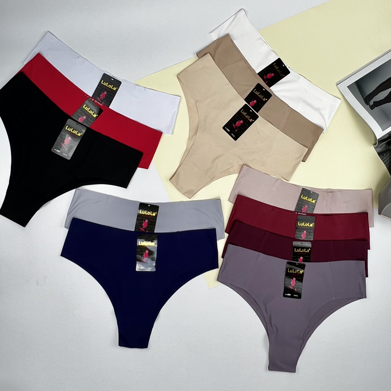 Безшовні трусики-бразиліани LULOLA з клейовими боками та низом купити оптом. [Категорія] на ...