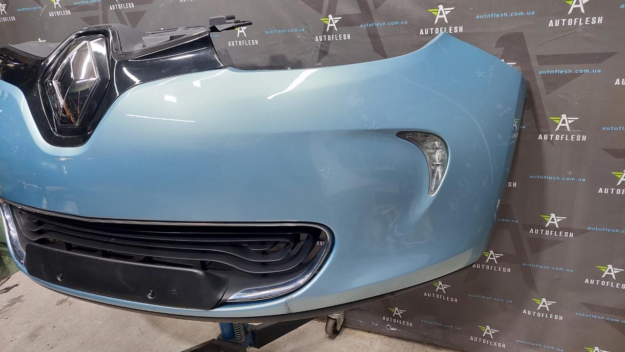 Бампер передний в сборе 620102855R, 620226455R Renault Zoe Рено Зои бу ...