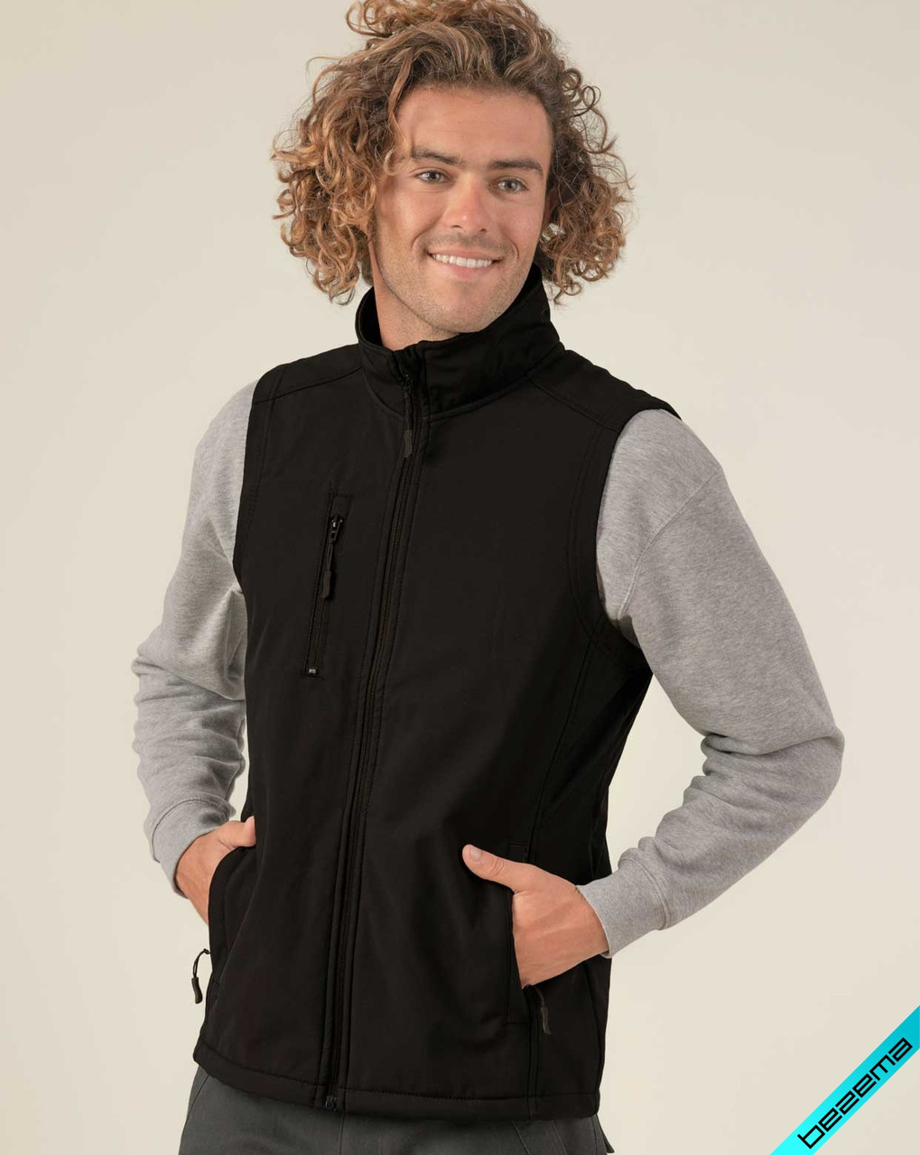 Мужская желетка Softshell Vest JHK SOFTVEST (ID#1895546987), цена: 1606 ₴, купить на Prom.ua