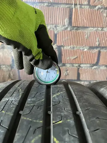 Купить Летняя резина шины (пара) 235/55R18 CONTINENTAL 20год 6мм, цена ...