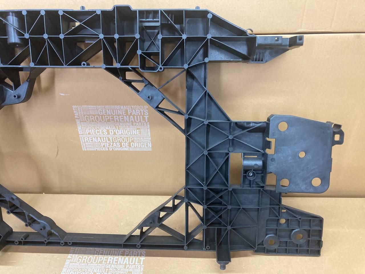 Панель передняя (телевизор) на Renault Grand Scenic 3 (Рено Гранд ...