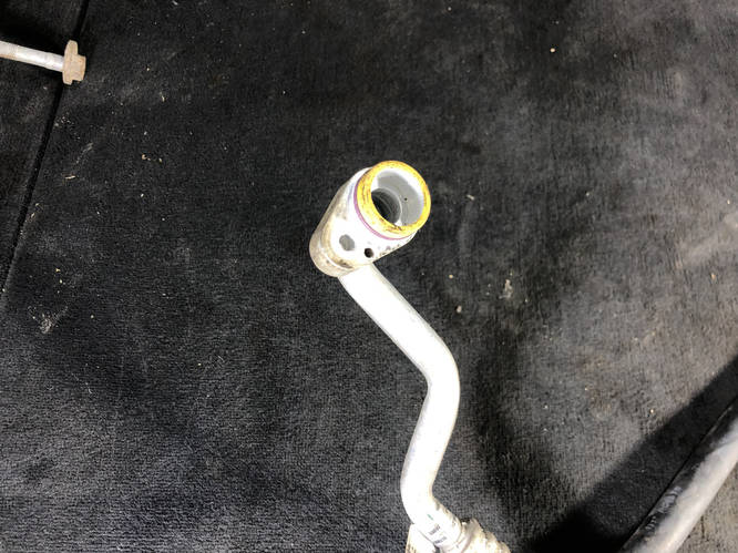 Купить Трубка кондиціонера Bmw X5 F15 2013- 64509271893,6833625 Б/У ...