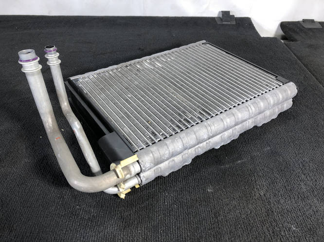 Купить Радіатор пічки Bmw 5 series F10 2010- 64119163331 Б/У, цена 746 ...