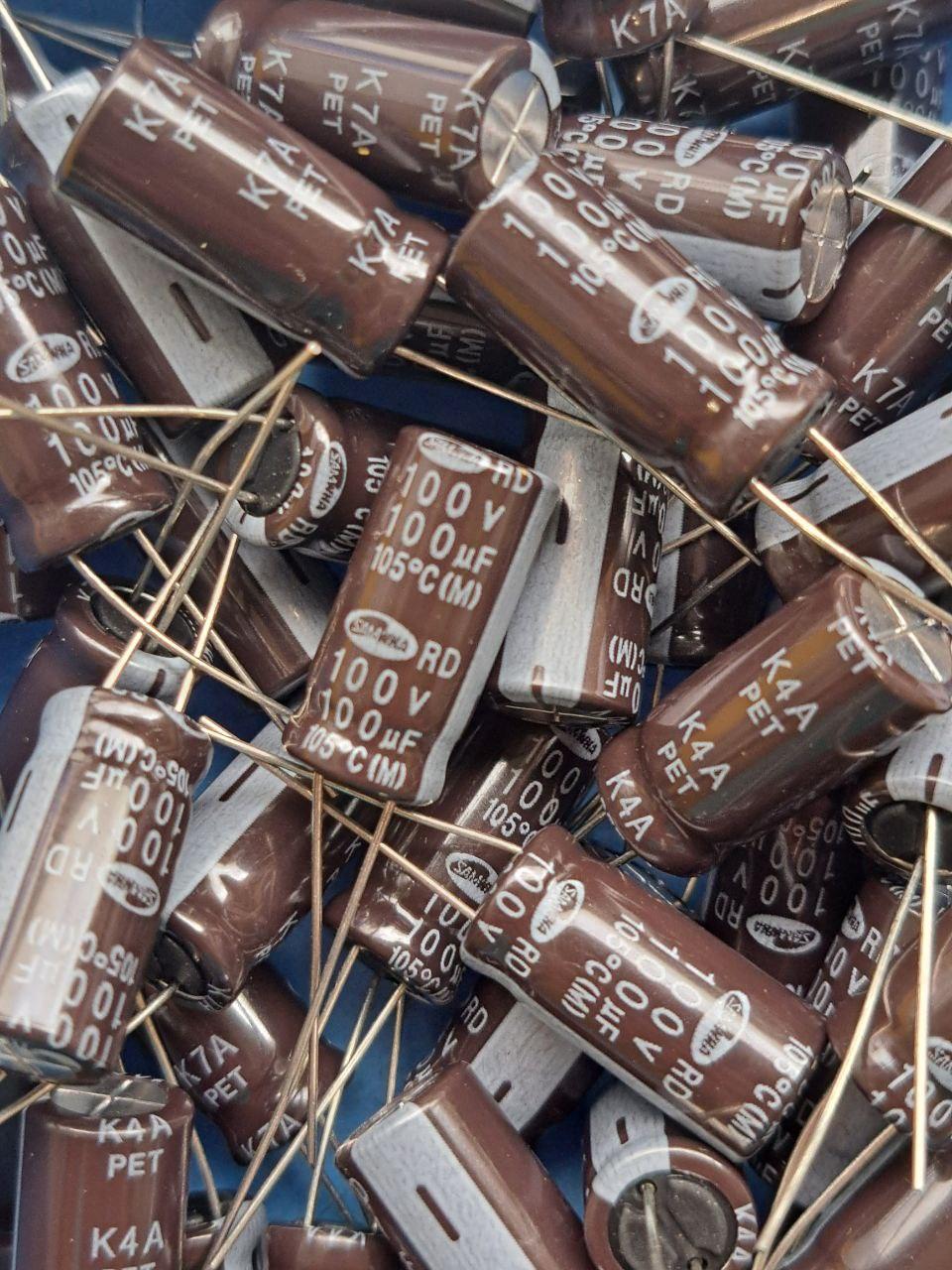 Купить Электролитический конденсатор 100 mkF 100V 105C, цена 15 ...