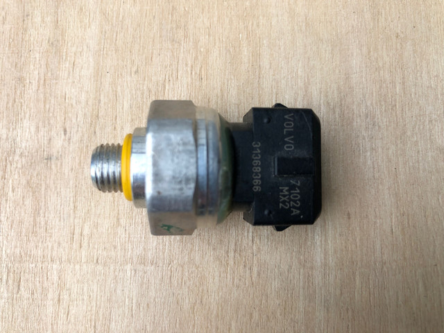Купить Датчик тиску кондиціонера 31368366 Volvo S90 V60 V90 XC40 XC60 ...