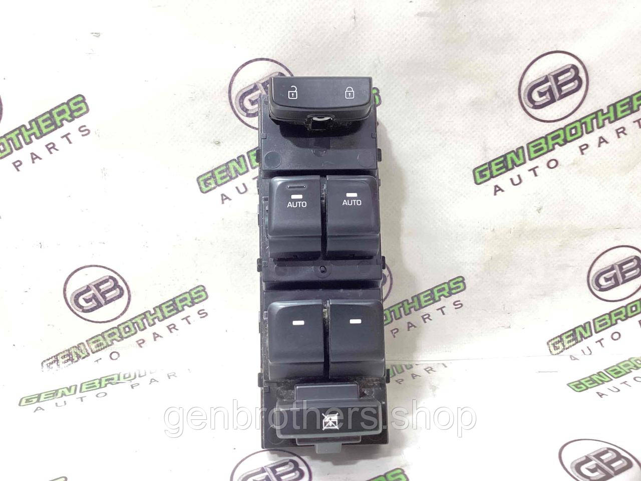 Кнопки управления стеклоподъемниками 93570C1010 Hyundai Sonata LF (2014 ...