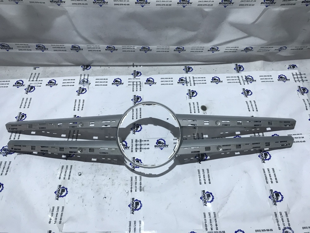 Решітка радіатора Mercedes CLS 63 W218 X218 AMG 2016-2019 A2188850023 ...