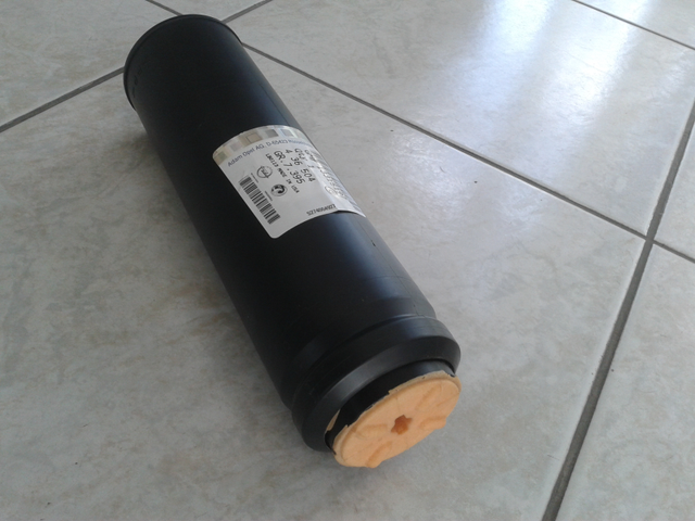 Отбойник заднего амортизатора верхний с пыльником GM 13315197 OPEL ...