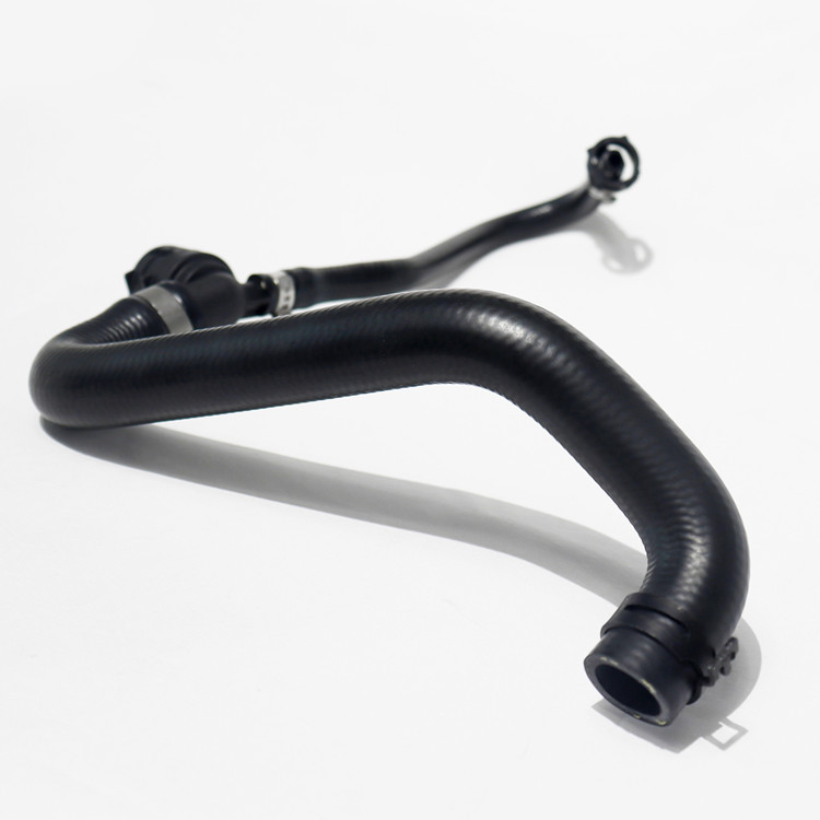 Шланг (патрубок) системи охолодження Mercedes: ML/GLE , GLS ...