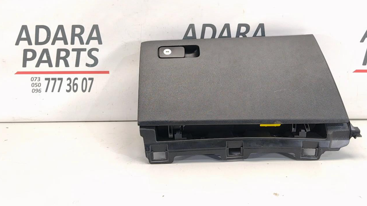 Перчаточный Ящик, Бардачок Черный (На Запчасти) для Hyundai Sonata 2018 ...