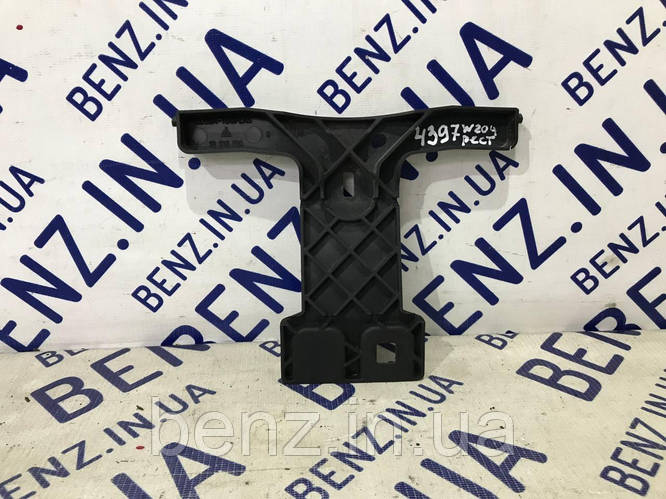 Купити Кронштейн решітки радіатора Mercedes W204, S204 рестайл ...