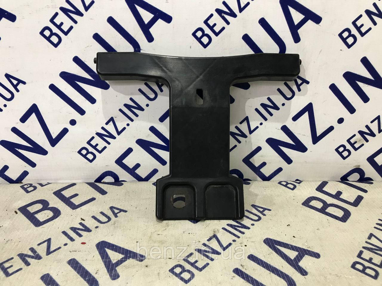 Кронштейн решетки радиатора Mercedes W204, S204 рестайл A2048850736 (ID ...