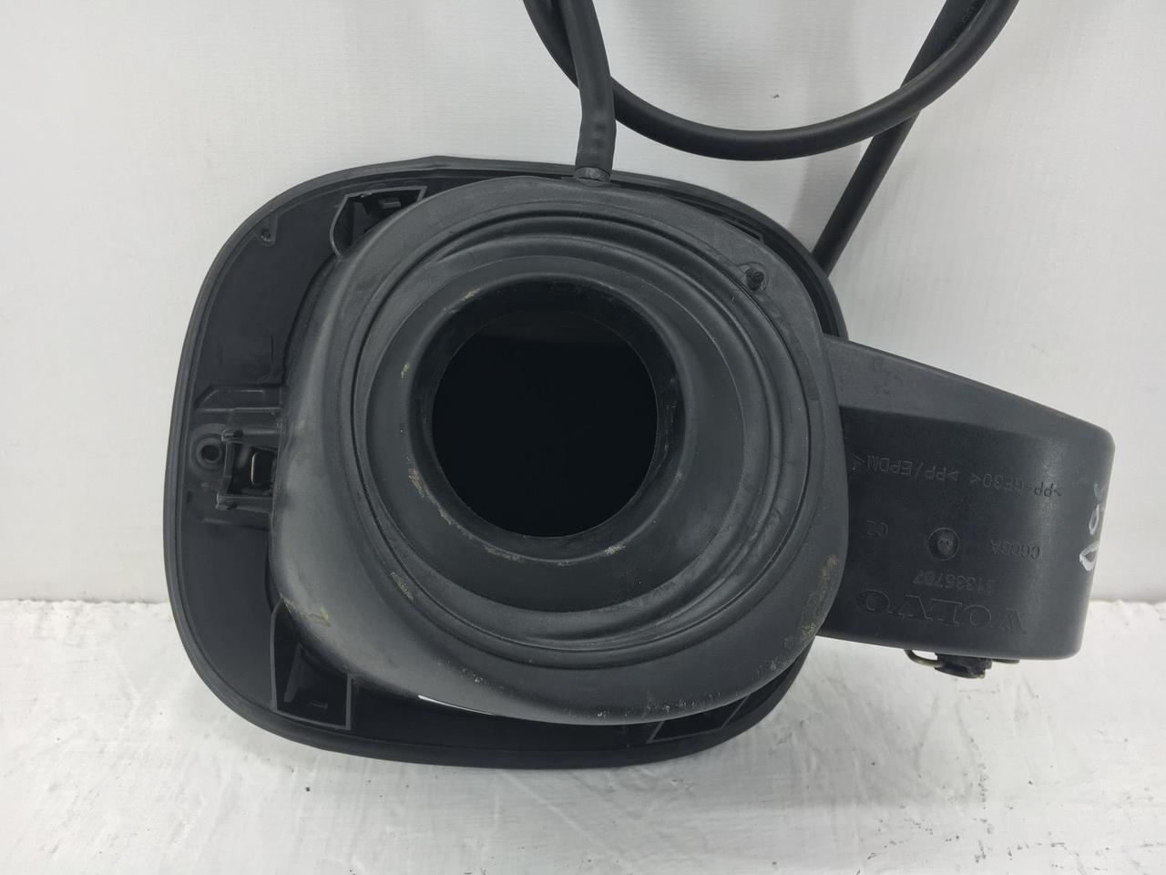 Купить Лючок бензобака VOLVO S60 Y20 2013-2018 31440251, цена 1140 ...