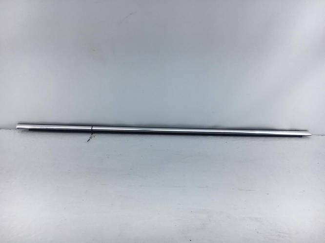 Купить Уплотнитель боковых стекол нижний передний правый внешний GMC ...