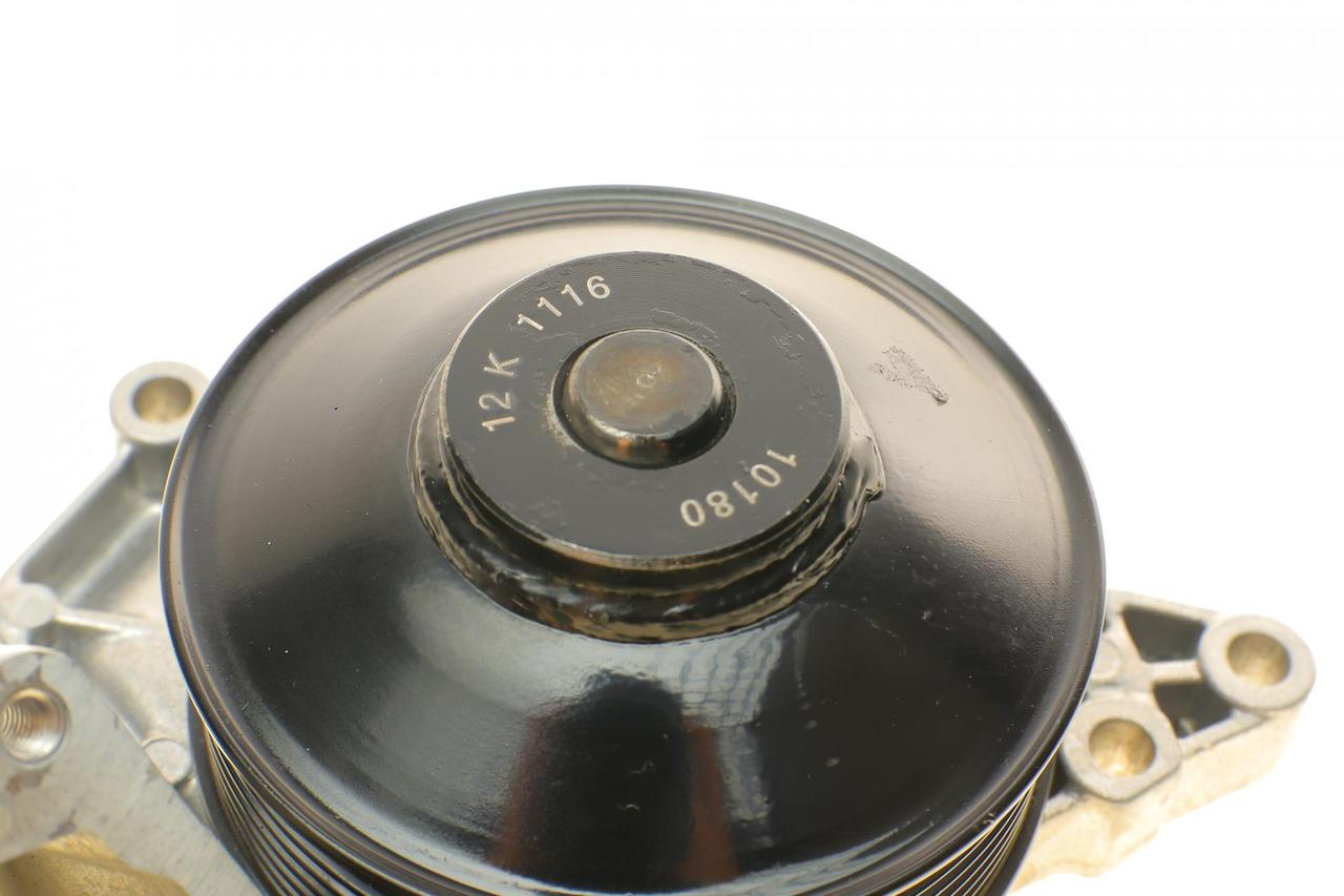 Помпа воды BMW 5 (F10/F11)/7 (F01-04)/X5 (E70)/X6 (E71/E72) 2.0d-3.0d ...