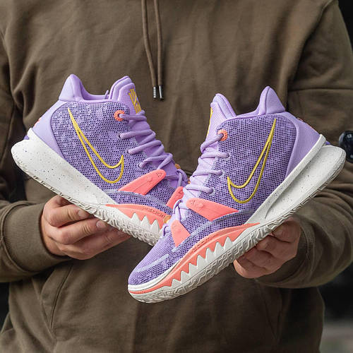 Чоловічі кросівки Nike Kyrie 7 Rose, фіолетові кросівки найк кайрі 7 ...