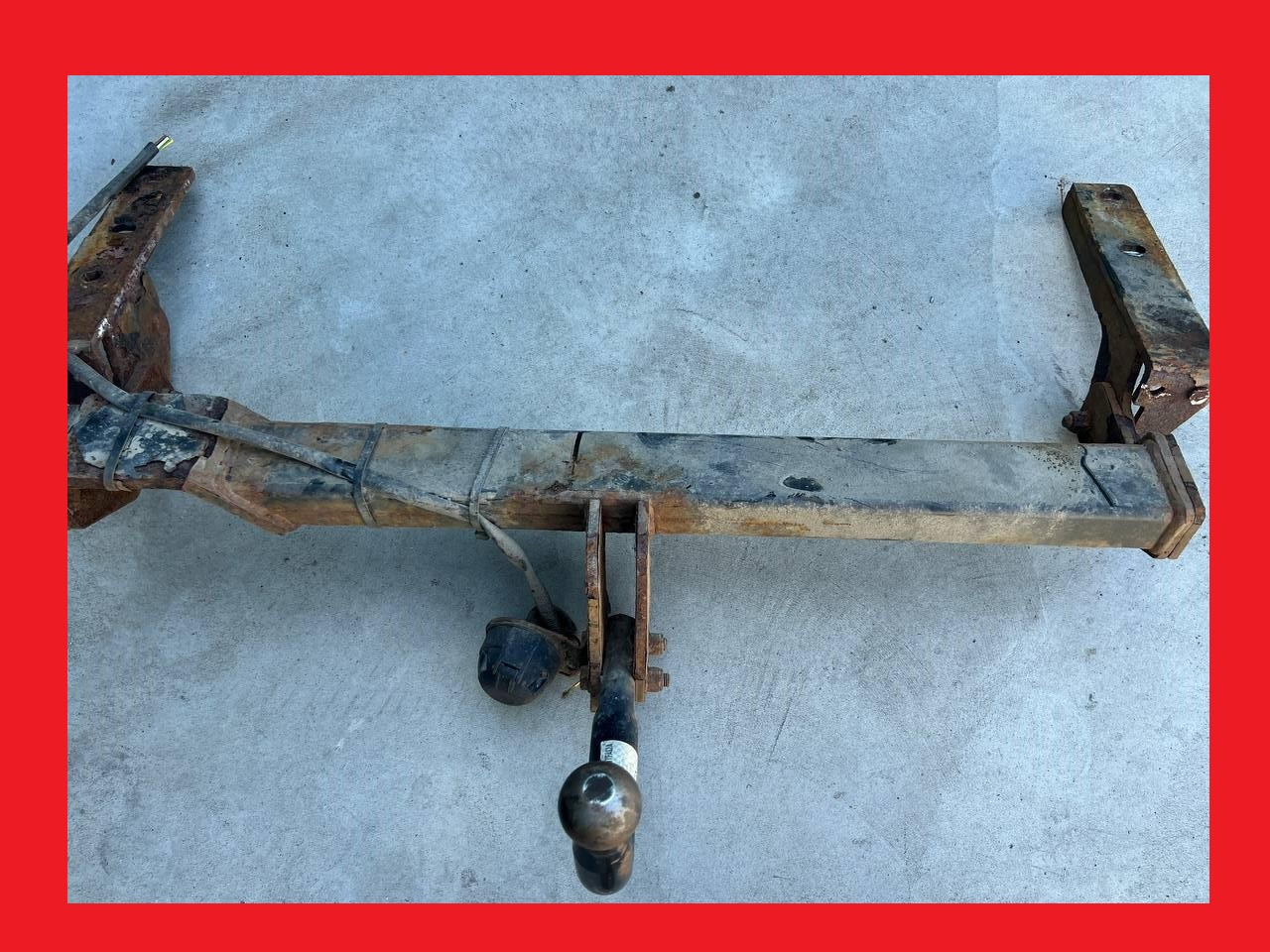 Форкоп / фаркоп Peugeot 3008 2009-2015 рр, ціна: 4200 ₴, купити на Prom.ua