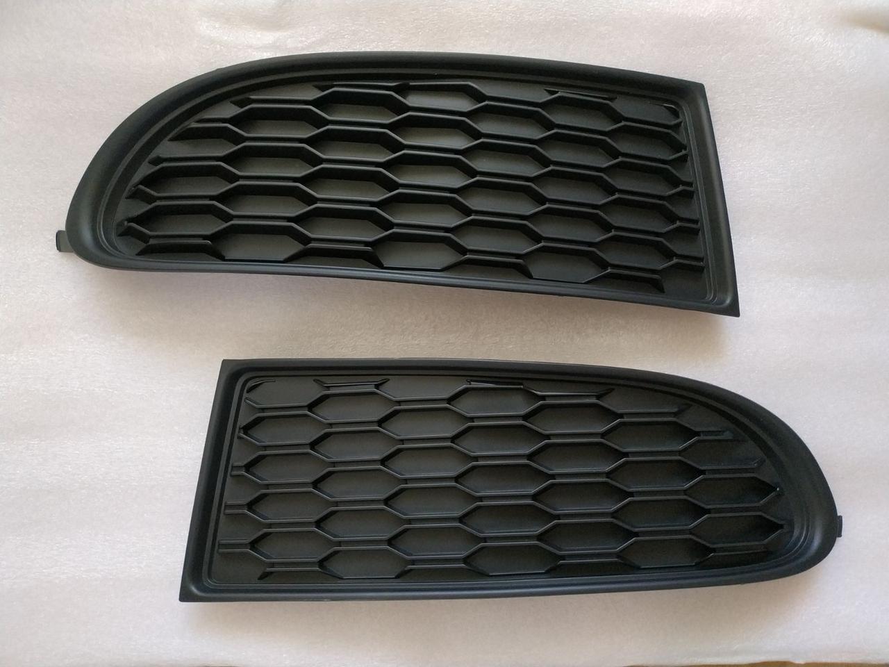 Купить Заглушка бампера противотуманки SE Dodge Journey и Fiat Freemont ...