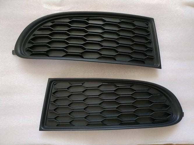 Купить Заглушка бампера противотуманки SE Dodge Journey и Fiat Freemont ...