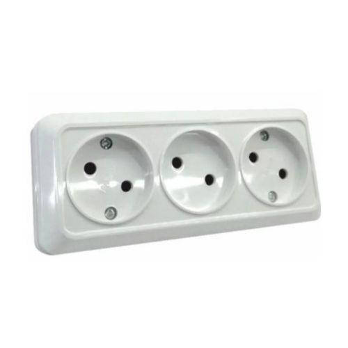 Купити Розетка потрійна без заземлення накладна Титан біла, ціна 93 ₴ - Prom.ua (ID# 1911889197)