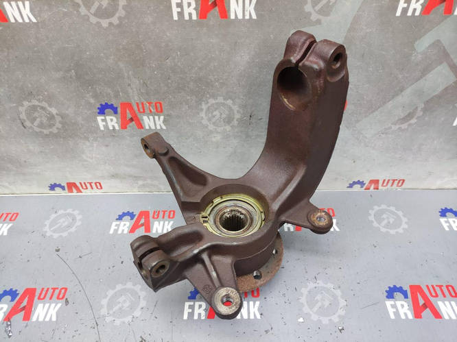 Кулак поворотный левый/ ступица передняя/ цапфа левая 8200308650 ...