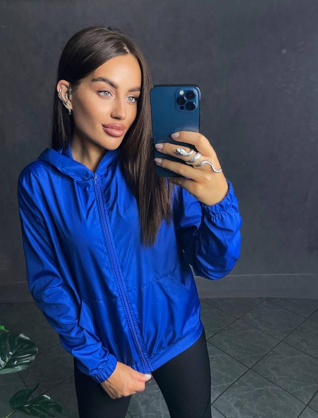 Купить Женская курточка ветровка с капюшоном непромокающая S M Бежевый цена 465 ₴ — Prom Ua