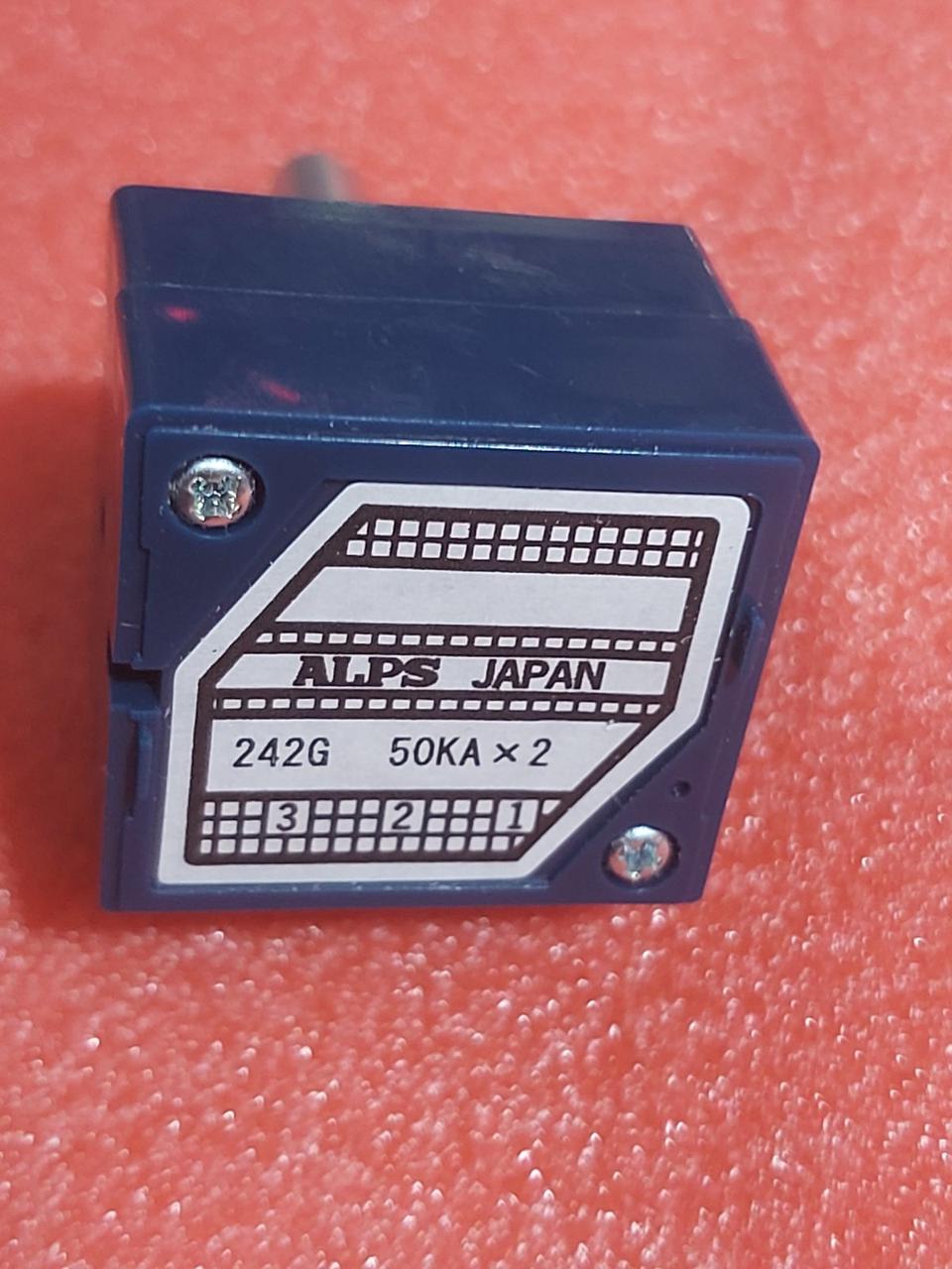 Alps RK27 50KA потенциометр, ціна: 454 ₴, купити на Prom.ua