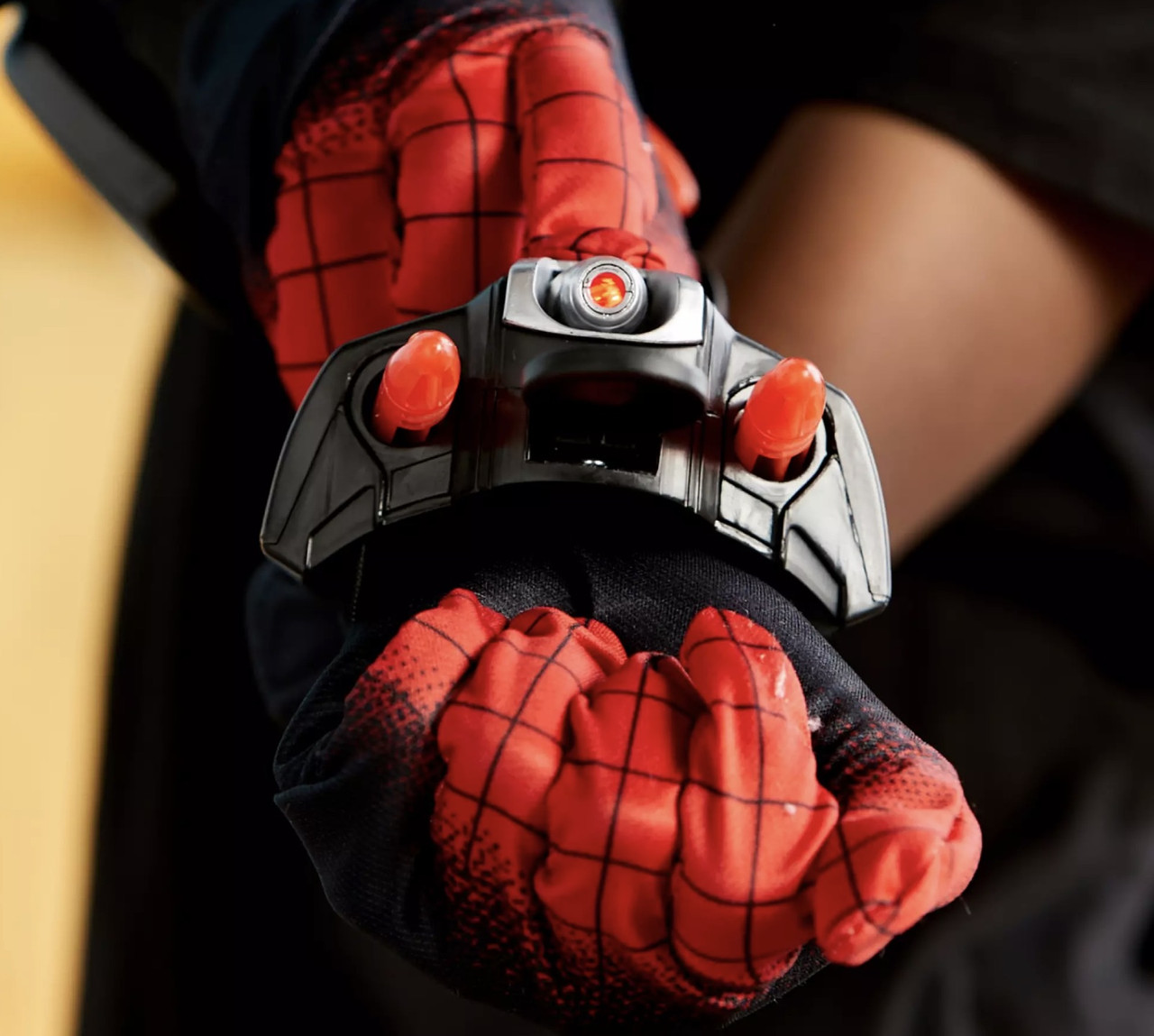 Перчатки Человек Паук Майлз Моралес с Веб Шутером и Лазерным Прицелом ...