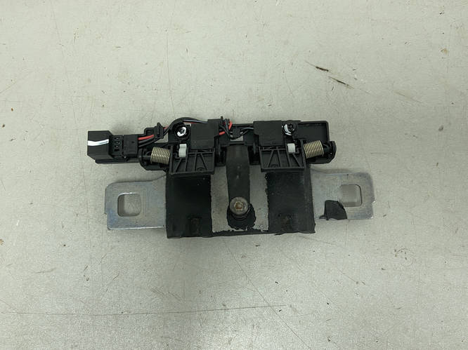 Купить Скоба замка кришки багажника AUDI Q5 80A827507 2016-2022, цена ...