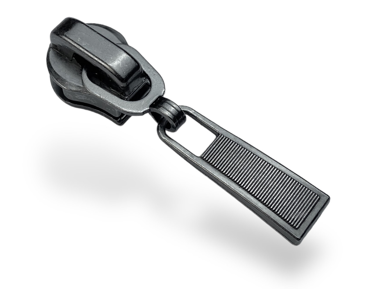 Купить Бегунок для спиральной молнии №8 цвет темный никель 13812, цена ...