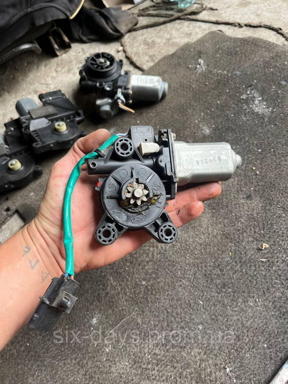 Купити Мотор СТЕКЛОПОД'ЄМНІКА 98810-26100 HYUNDAI SANTA FE 9881026100 ...