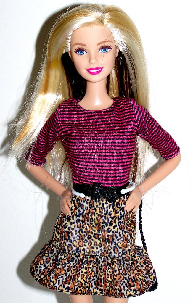 Барби Модница в леопардовой юбке Barbie Fashionista Doll with Leopard ...