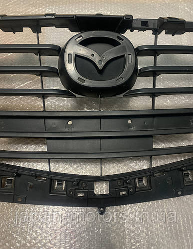 Купить Решетка радиатора Mazda 3 BN 2016-2018 Original б/у B63B50712 ...