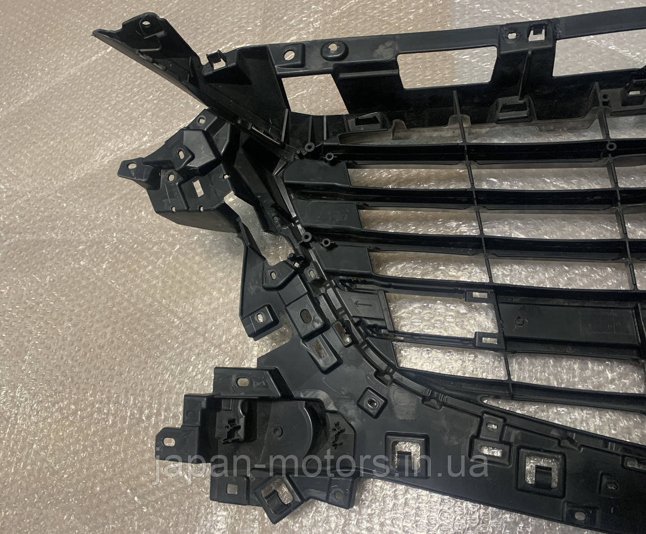 Купить Решетка радиатора Mazda 3 BN 2016-2018 Original б/у B63B50712 ...