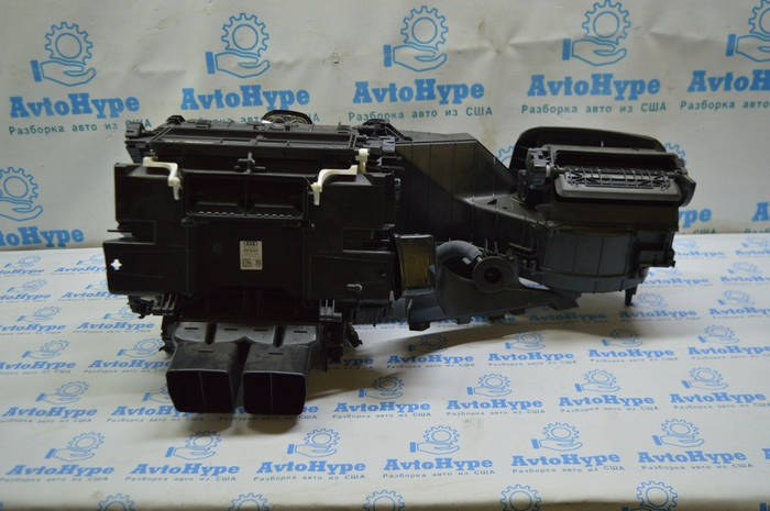 Купить Радиатор отопителя печки передний Audi A8 D4 10-17 4H0898037 ...